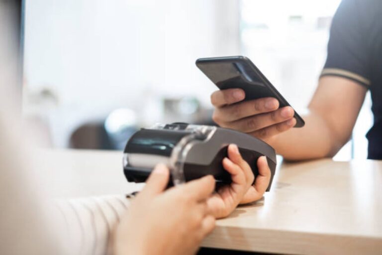 Merchant : Pengertian, Fungsi, Jenis, dan Perannya