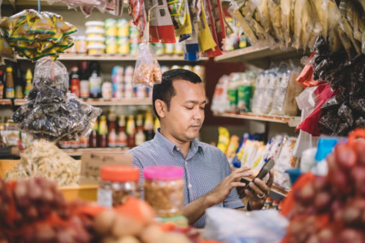 Vendor Adalah: Pengertian, Fungsi, Jenis, dan Cara Memilihnya